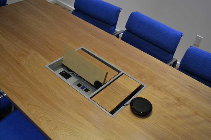 table cut out – Presentation Products